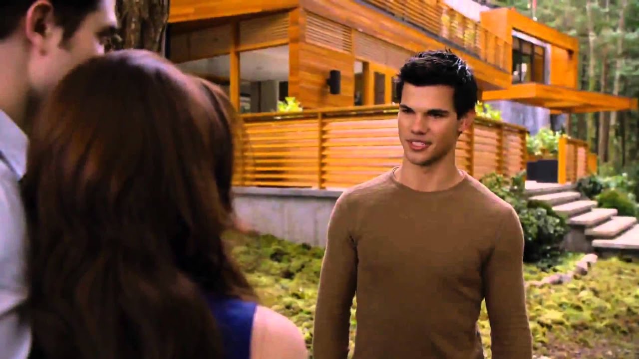 "Visiting The Cottage" - The Twilight Saga: Breaking Dawn Part 2 TV ...