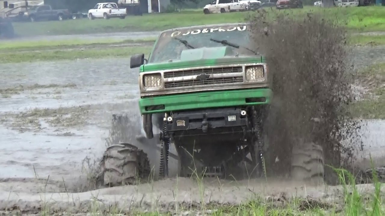 Big Bend Boggers Loud N Proud At Woodpecker 2019Summer Splash - YouTube