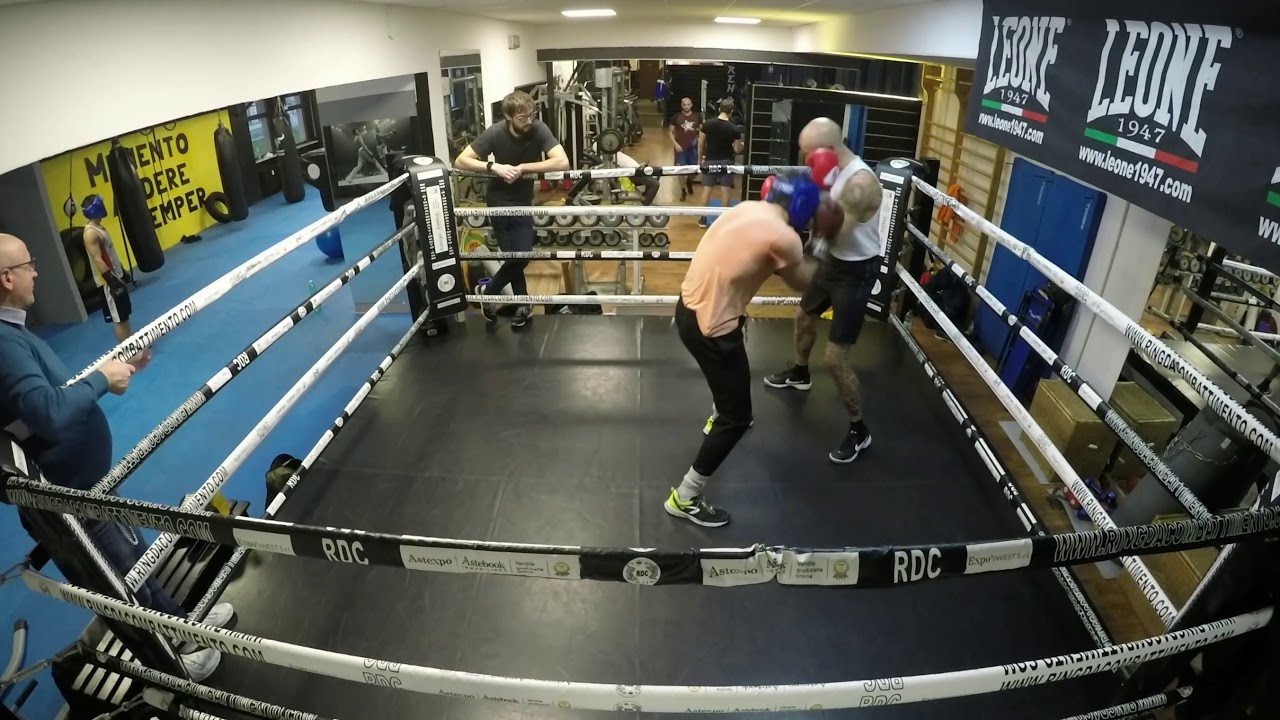 THUNDER BOXING TEAM - SPARRING MARCO-GIUSE 11/01/2020 - YouTube