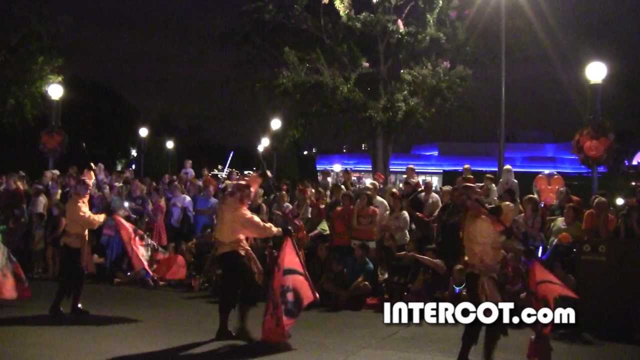 INTERCOT: Mickey's "Boo-to-You" Halloween Parade - MNSSHP - Magic ...
