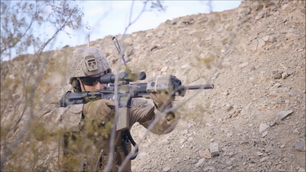 Marines Conduct Live-Fire Training at Range 410 - YouTube