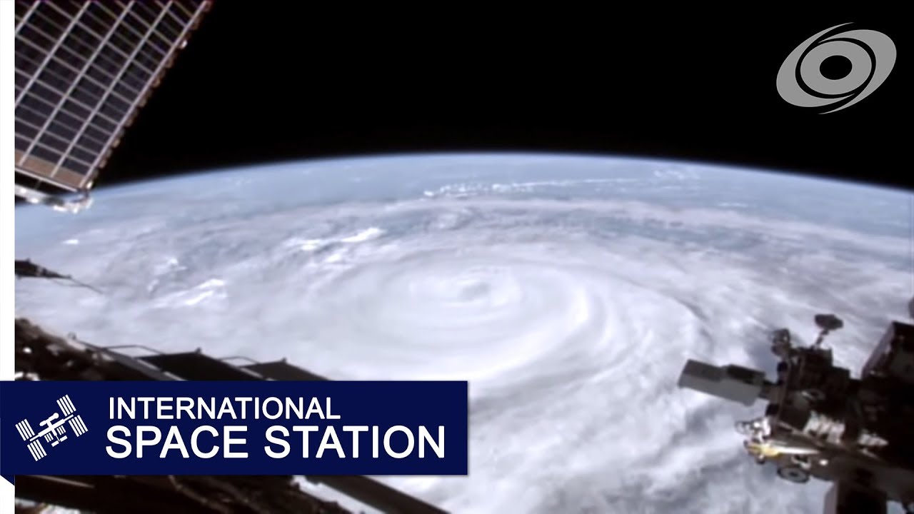 Cyclone Chapala from the ISS (Nov 02, 2015 at 12:55Z) - YouTube