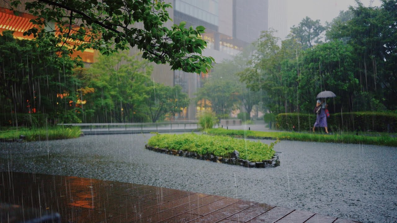 Heavy Rain, Loud Thunderstorm, Urban garden | 4K ASMR | Relaxing Rain ...
