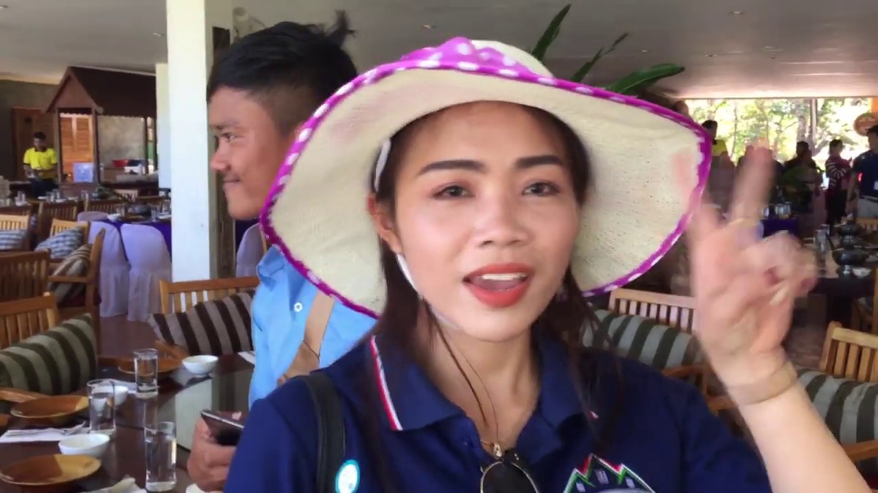 Walking tour at Loa Country - YouTube