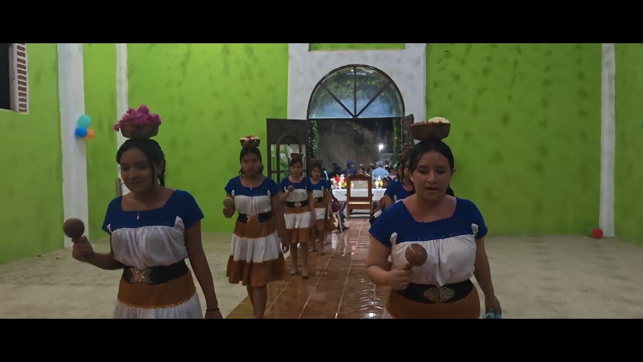 Danza de inditas las florecitas del Cerrito de tamalcuatitla. Pongan ...