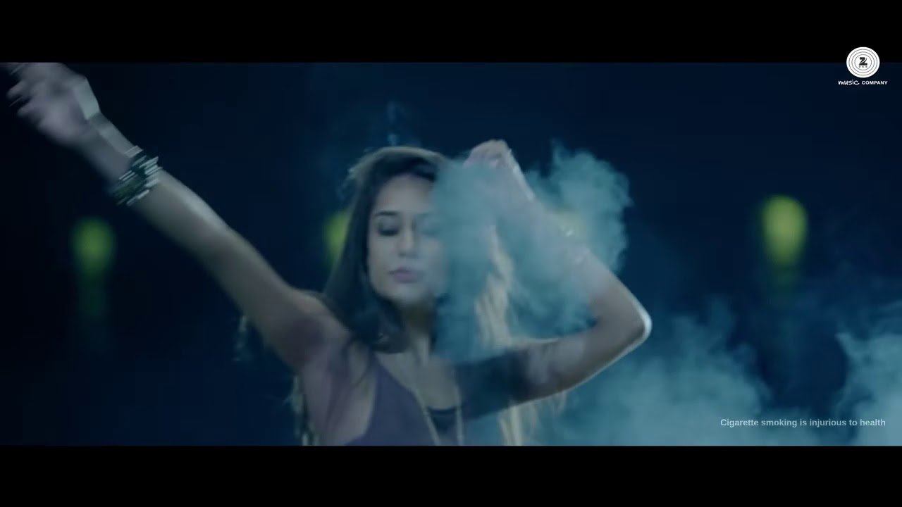 Manali Trance Yo Yo Honey Singh & Neha Kakkar The Shaukeens Lisa Haydon ...