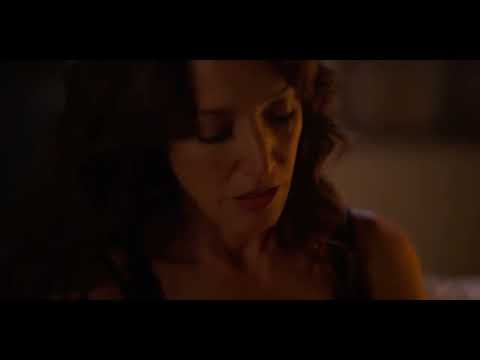 The L Word  Generation Q 2x02   Kiss Scene — Bette and Gigi (Jennifer Beals and Sepideh Moafi)
