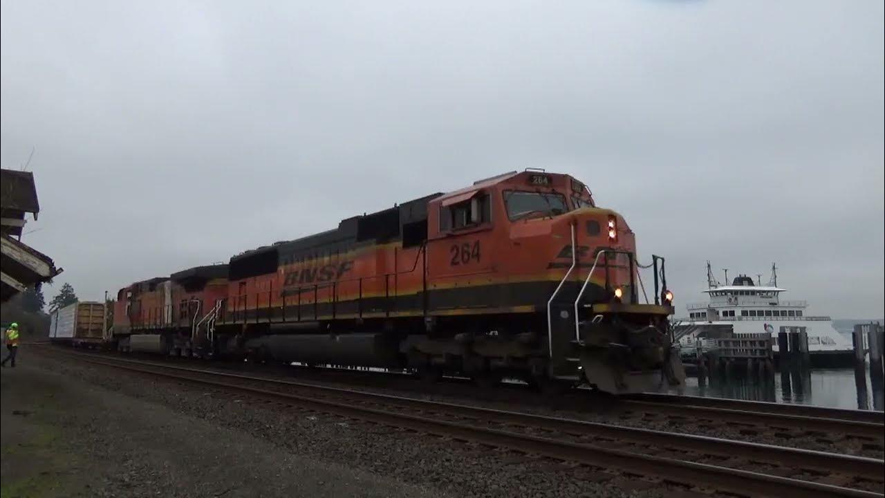 (Northbound) BNSF Job 360 passes through the Steilacoom Ferry Terminal. - YouTube