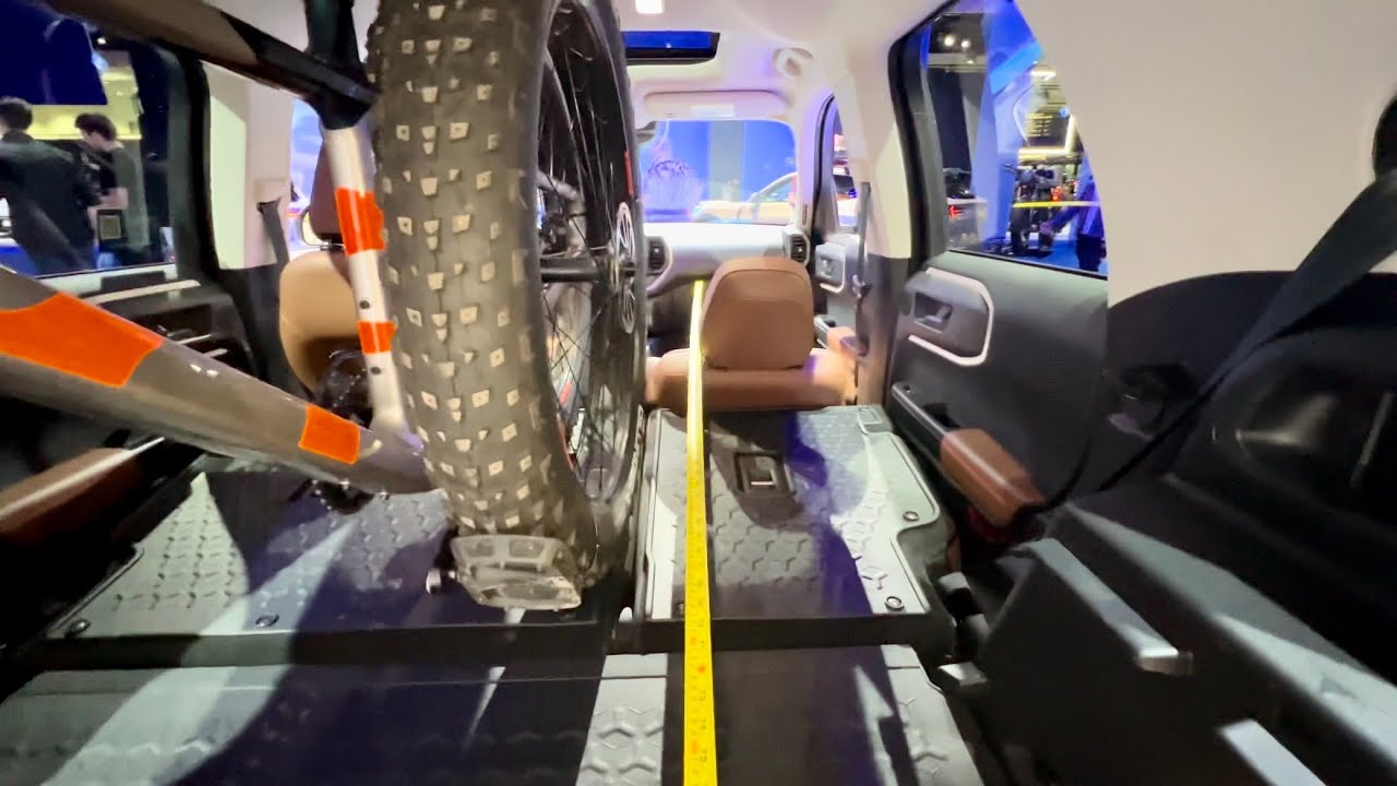 How Big Is The Back Of A 2024 Ford Bronco Sport SUV? - YouTube