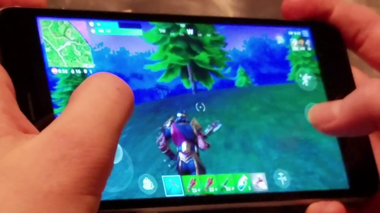 Fortnite on mobile gameplay/tutorial How to build - YouTube