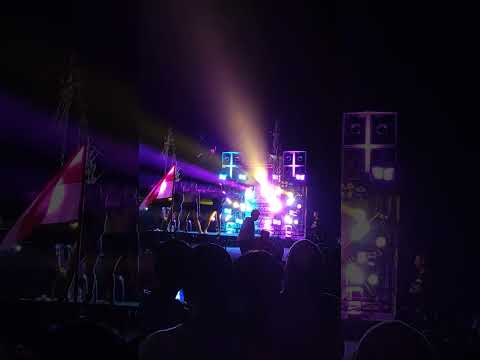 nanda audio bersama dancer tobrut