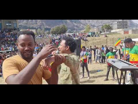 Nuradis Seid (ጃሪ ጋማ) ደሴ ላይ ከ አማራ ፋኖ ጋር መድረክ ላይ - YouTube