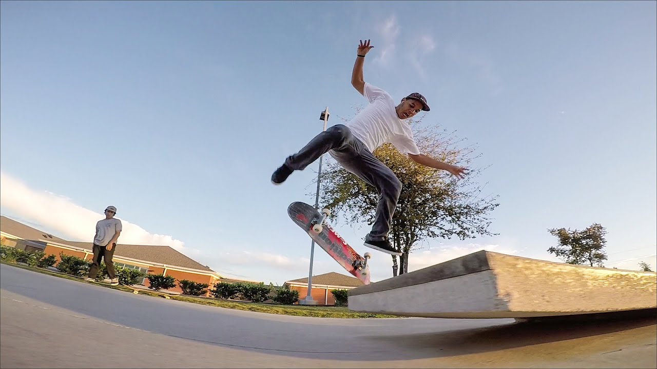 GoPro: Dillon Wilkerson - College Station, TX, 7.7.15 - Skate - YouTube