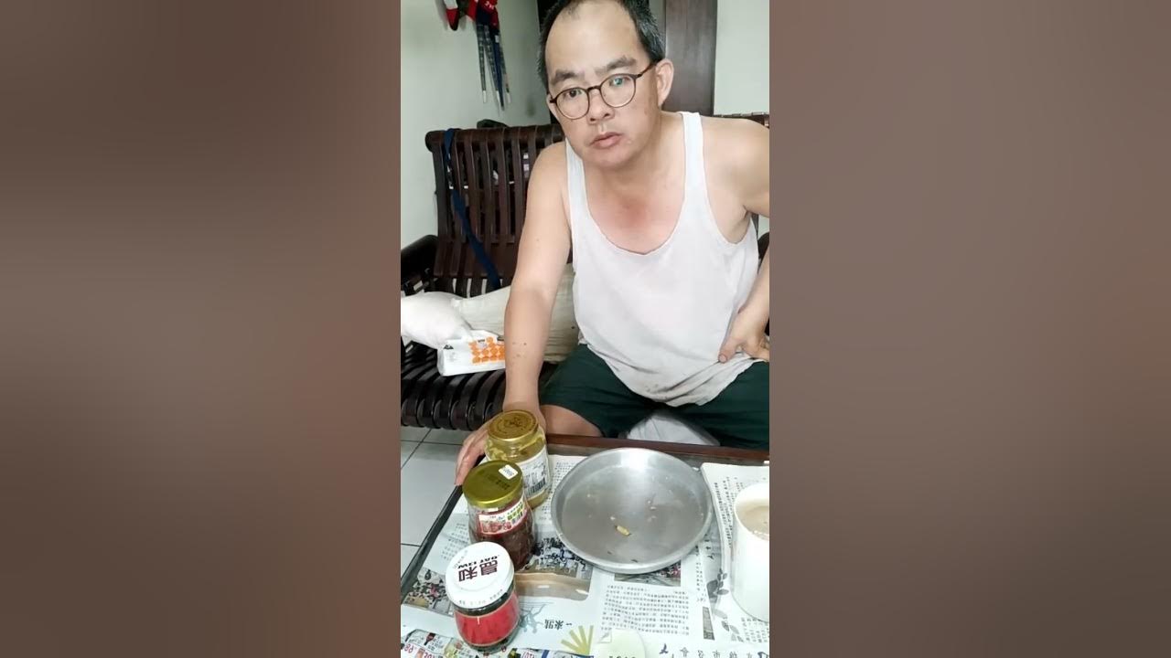 小威早安大胃王吃播 0608 - YouTube