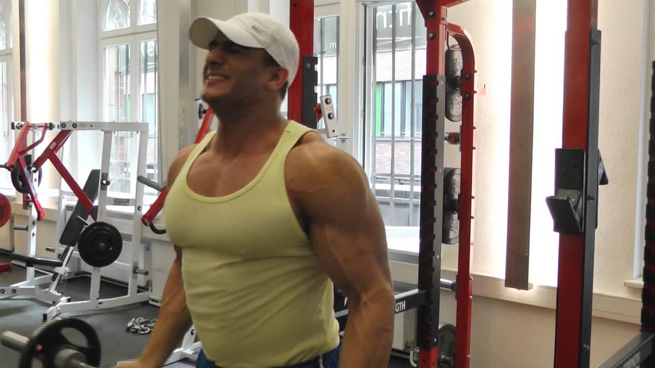 Toni Markowski - Wettkampfvorbereitung im elbgym - YouTube