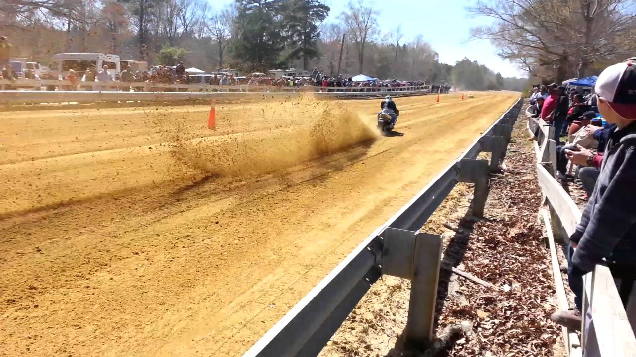 Streetbikes on dirt/ dragrace/ slades park - YouTube