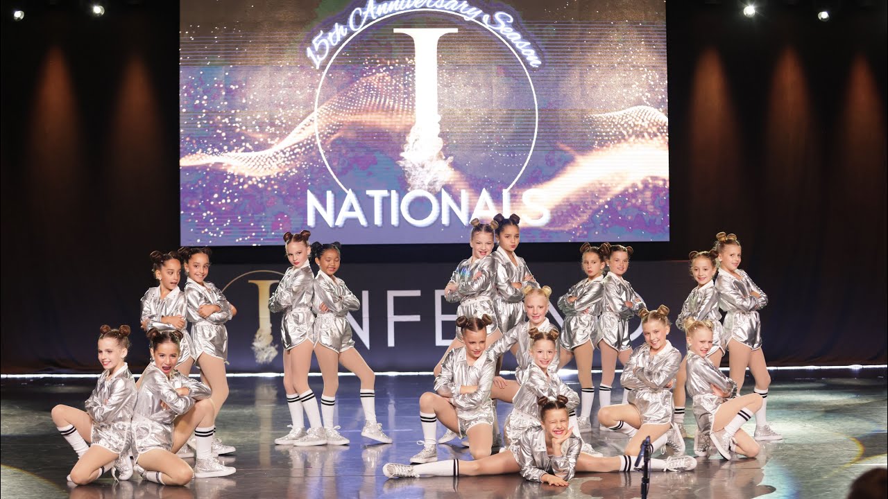 Vibe travels to WI Dells for Midwest Nationals! - YouTube