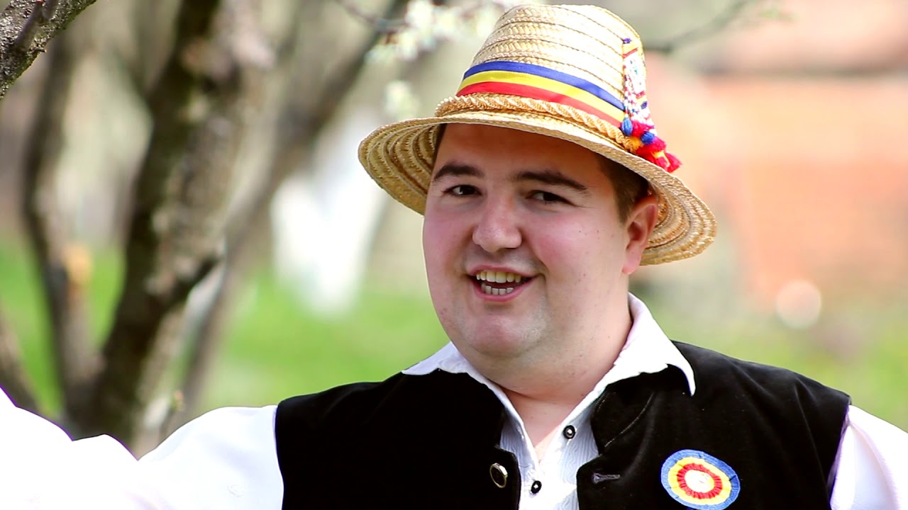 Ciprian Mocan - Ma vorbeste lumea-n satu HD - YouTube