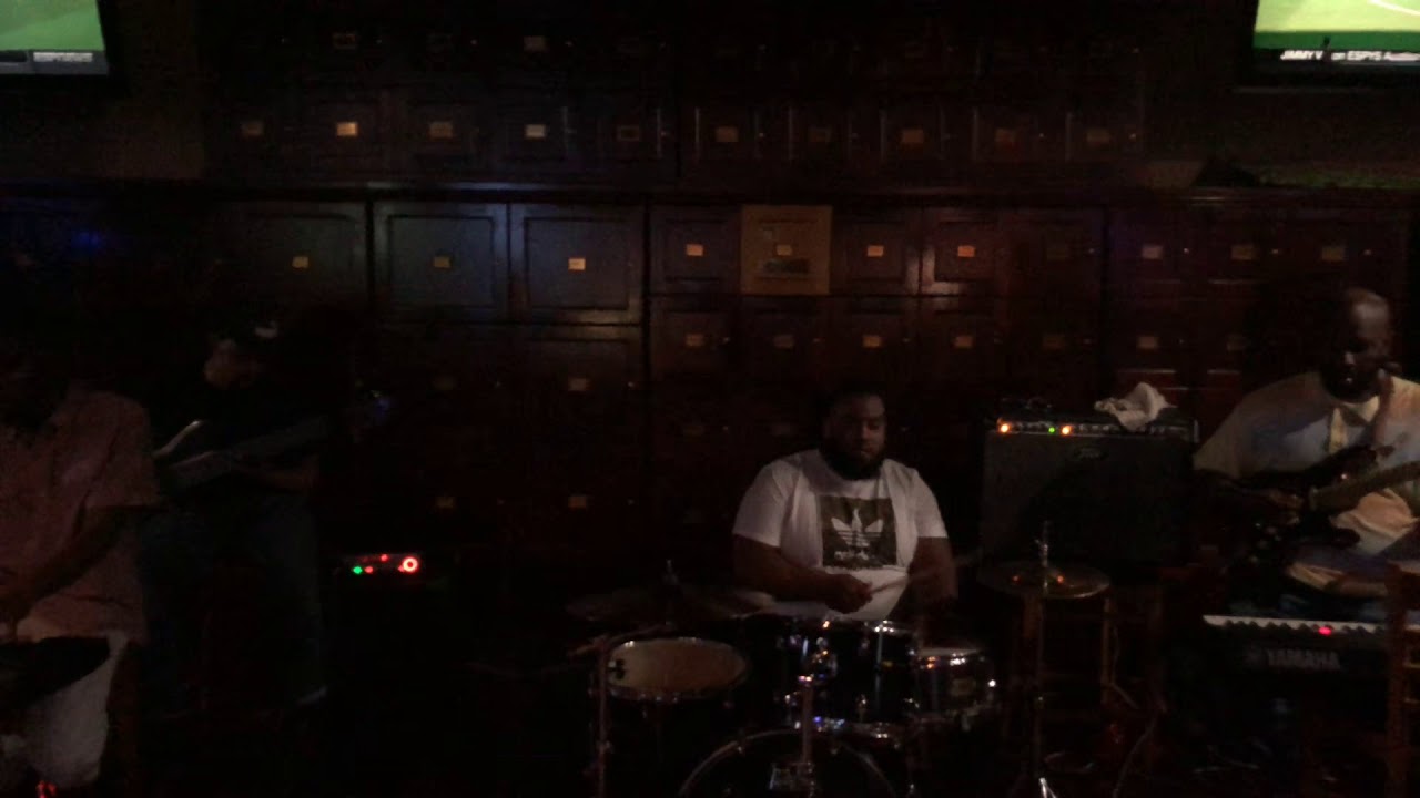 G-Swagg Band & Show - YouTube
