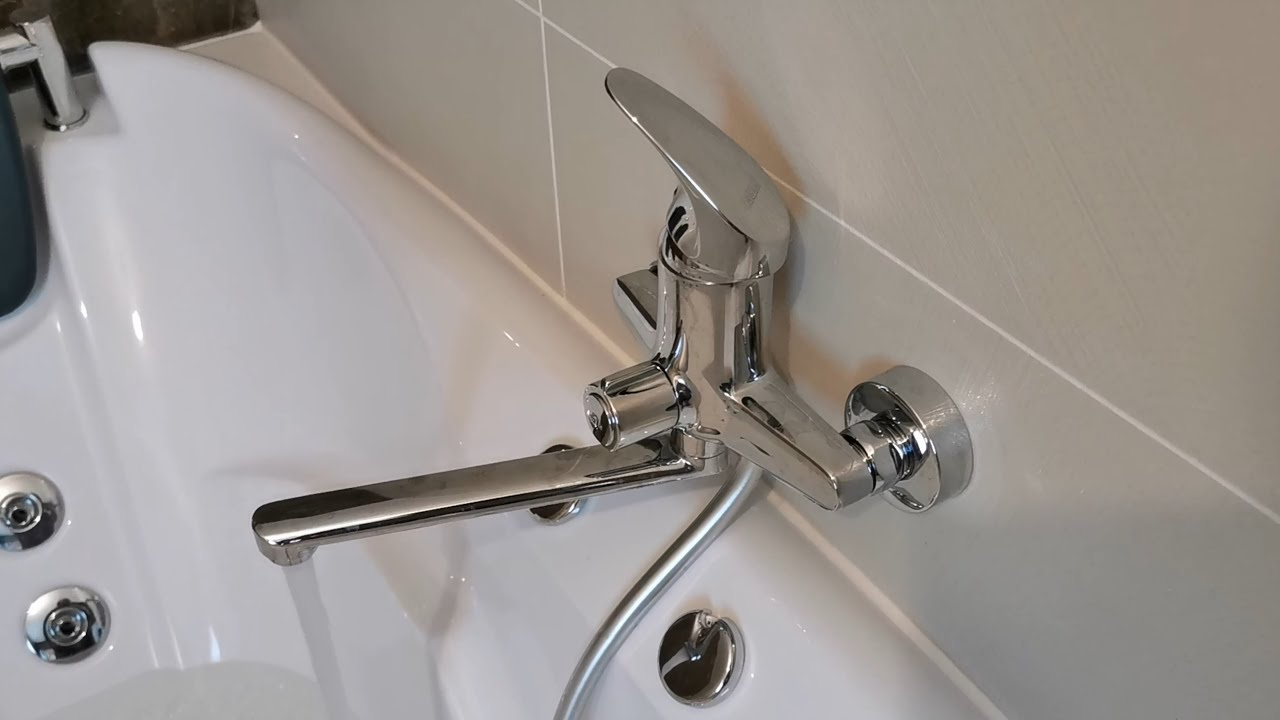 Ferro One BF03A wall-mounted basin mixer with shower hose connection ...