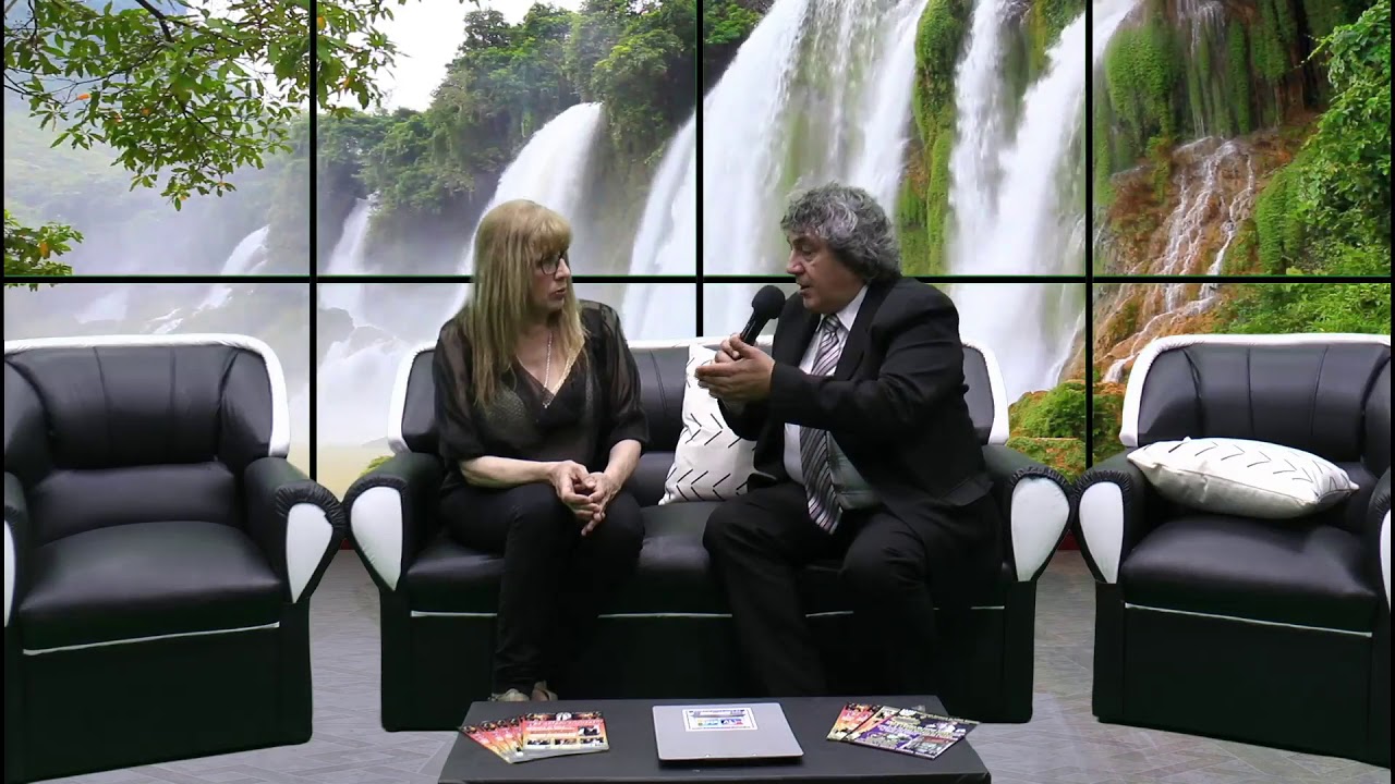 ENTREVISTA a GLORIA GOMEZ - INAUGURACIÓN DE NUEVOS ESTUDIOS DE TV TOTAL ...