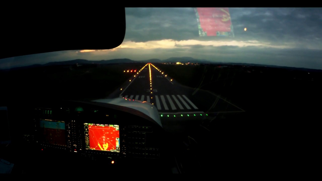 Cockpit DA40NG G1000 ILS Approach Graz LOWG + ATC [HD] - YouTube