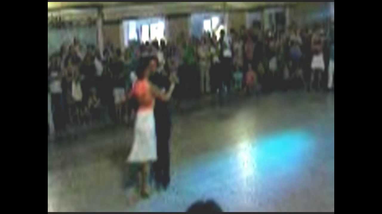 Tango na trgu, Zadar - YouTube
