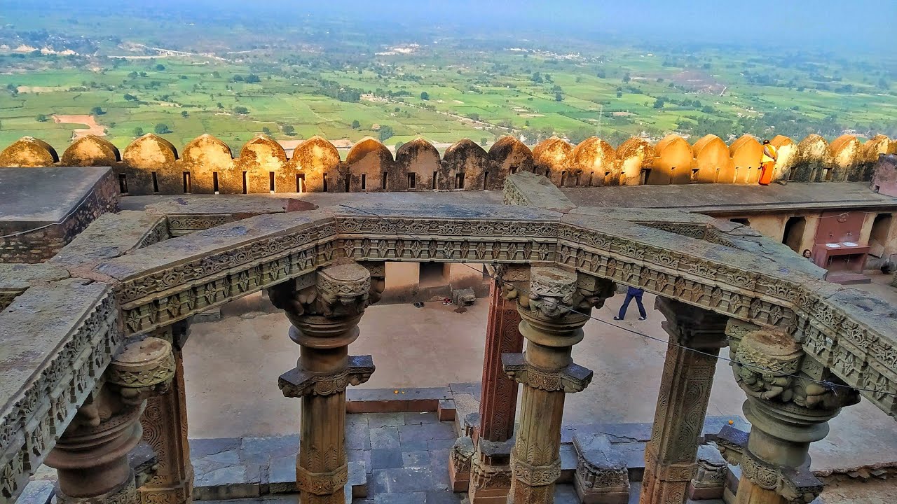 Kalinjar Fort || Banda district || The unplanned trip - YouTube