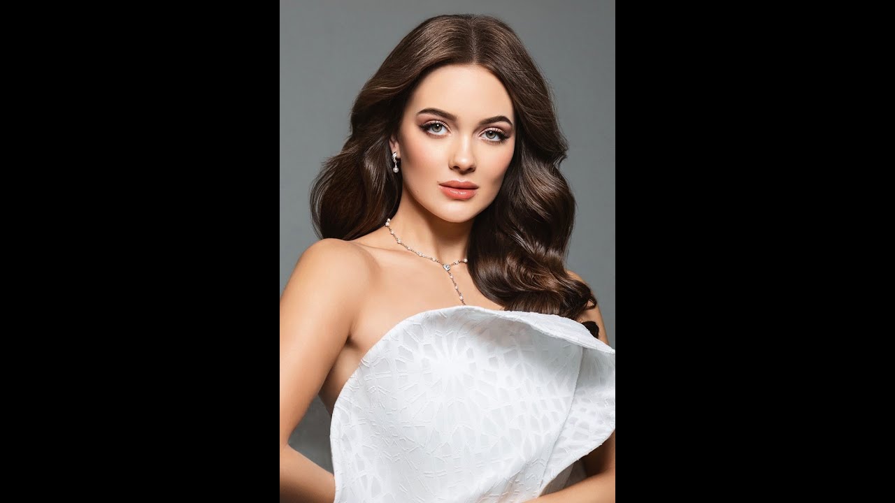 SOUTH AFRICA - Zoalize JANSEN VAN RENSBURG - Contestant Introduction ...