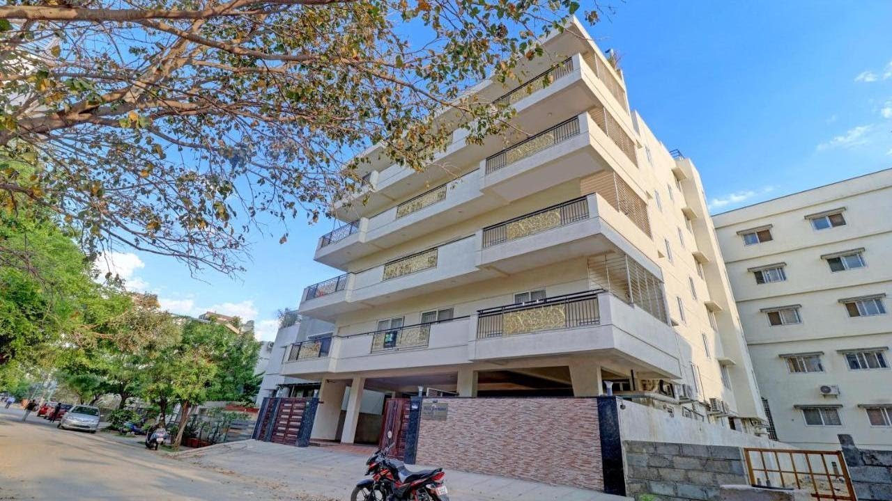 Treebo Trend Kings Suits HSR Layout, Bangalore, India - YouTube