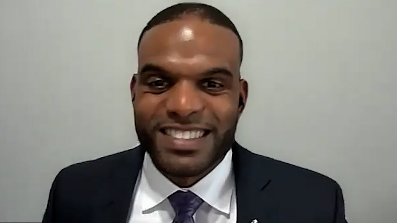 From JMO to a Career in Renewable Energy - YouTube