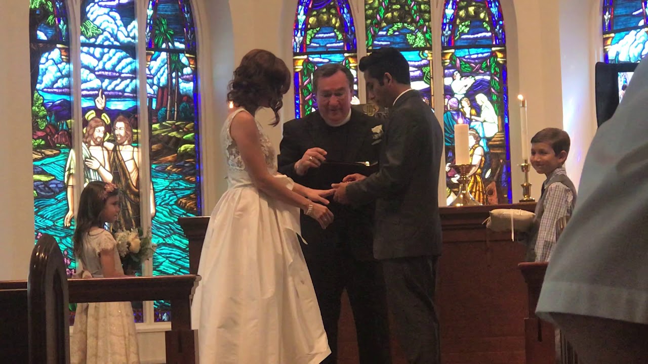 Father Aguilar performs ceremony at Alamo Heights Methodist - YouTube