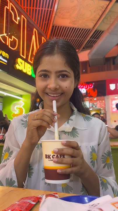 Movie Date Pe Chale? ♥️| Mini Vlog | #shorts #youtubeshorts #minivlog - YouTube