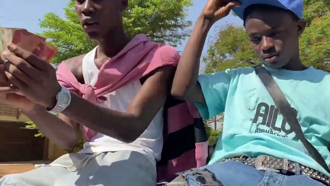 DF_BOY_-_ Intr⭕ [Clip Officiel] - YouTube