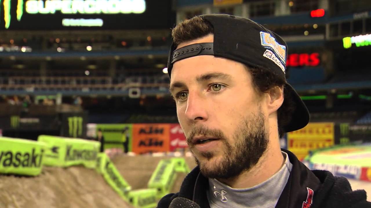 Supercross LIVE! 2014 - Behind the Scenes with Kyle Cunningham in ...