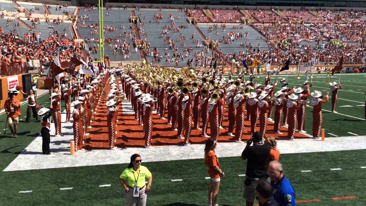 Texas Longhorn Band pre-game entrance into DKR Sep 26, 2015 Oklahoma ...
