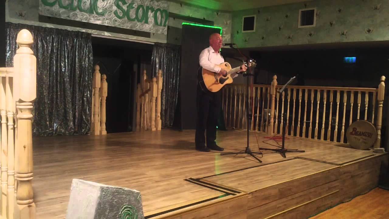 Dermot Power sings "The Irish Soldier Laddie" - YouTube
