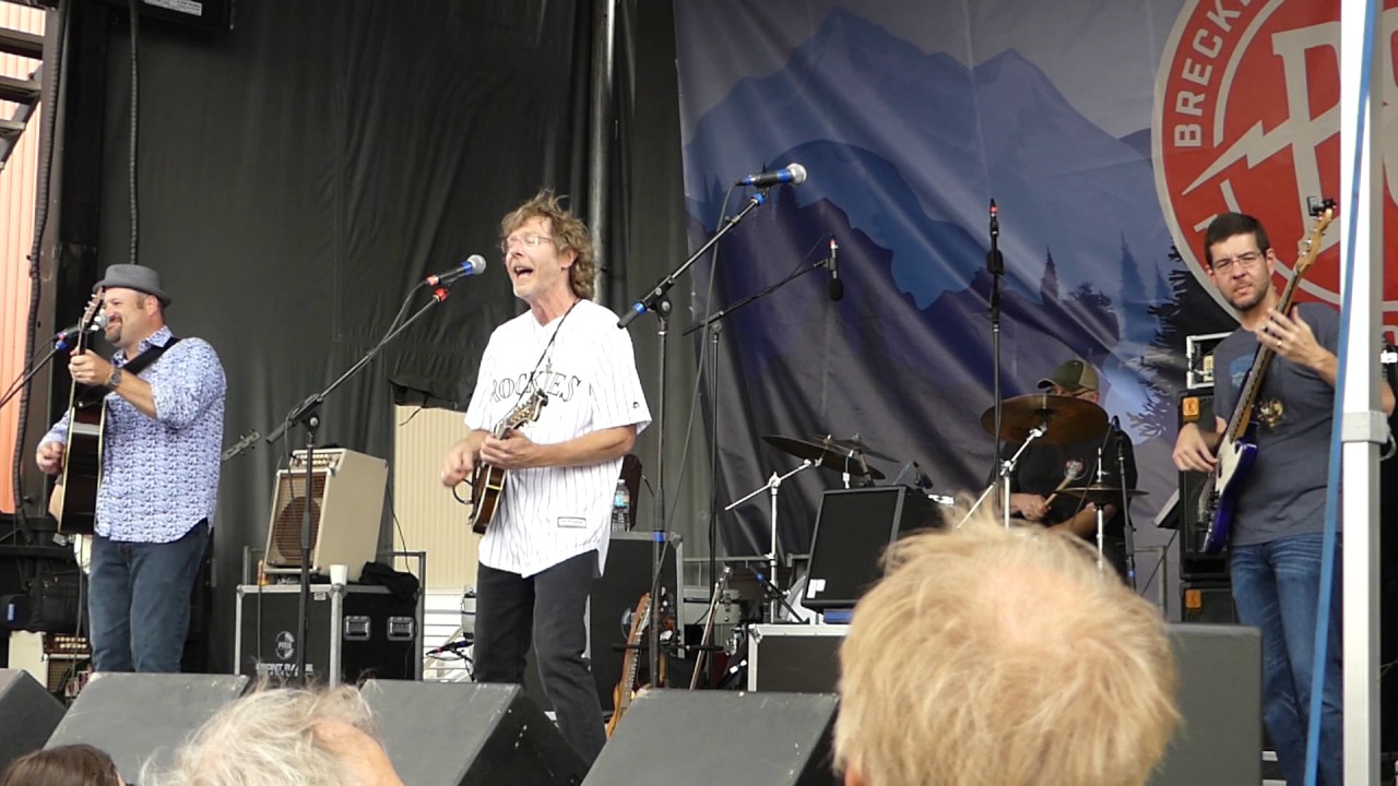 Sam Bush Band 7/8/17 Stranger In A Strange Land into One More Love Song ...