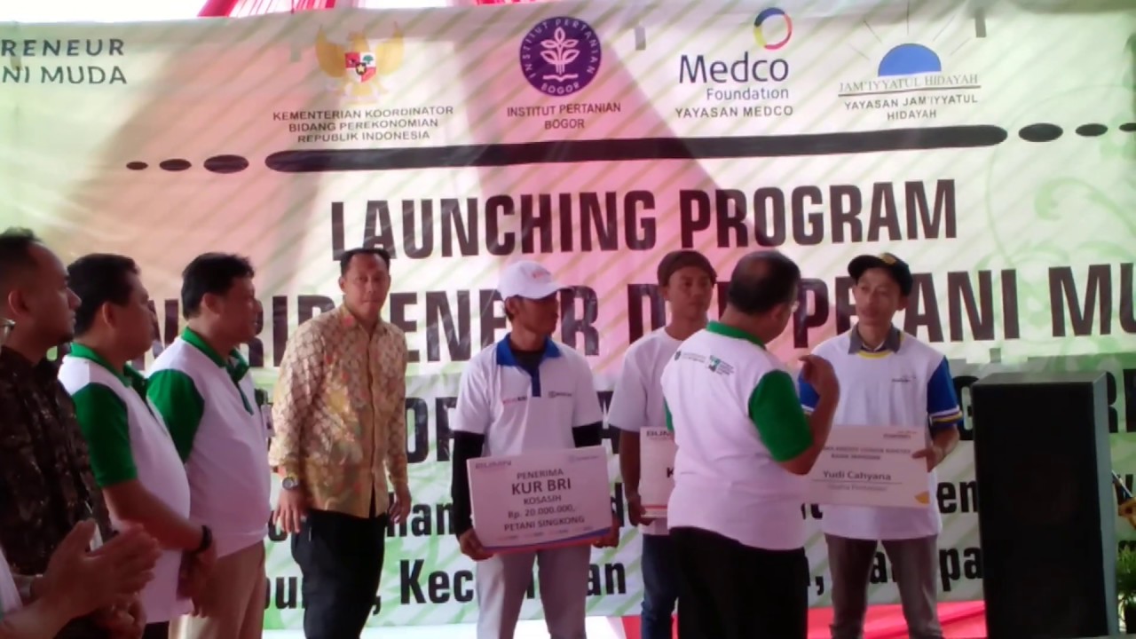 BUMDESA Wening Galih: Mengadiri Launching Program Santripreneur dan ...