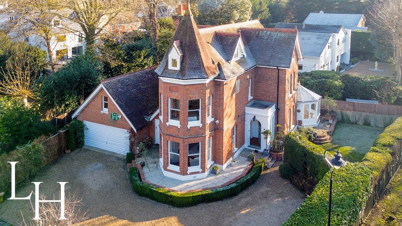 Inside a £1,750,000 Home Constructed in 1890 with 7 Bedrooms, Home Gym ...