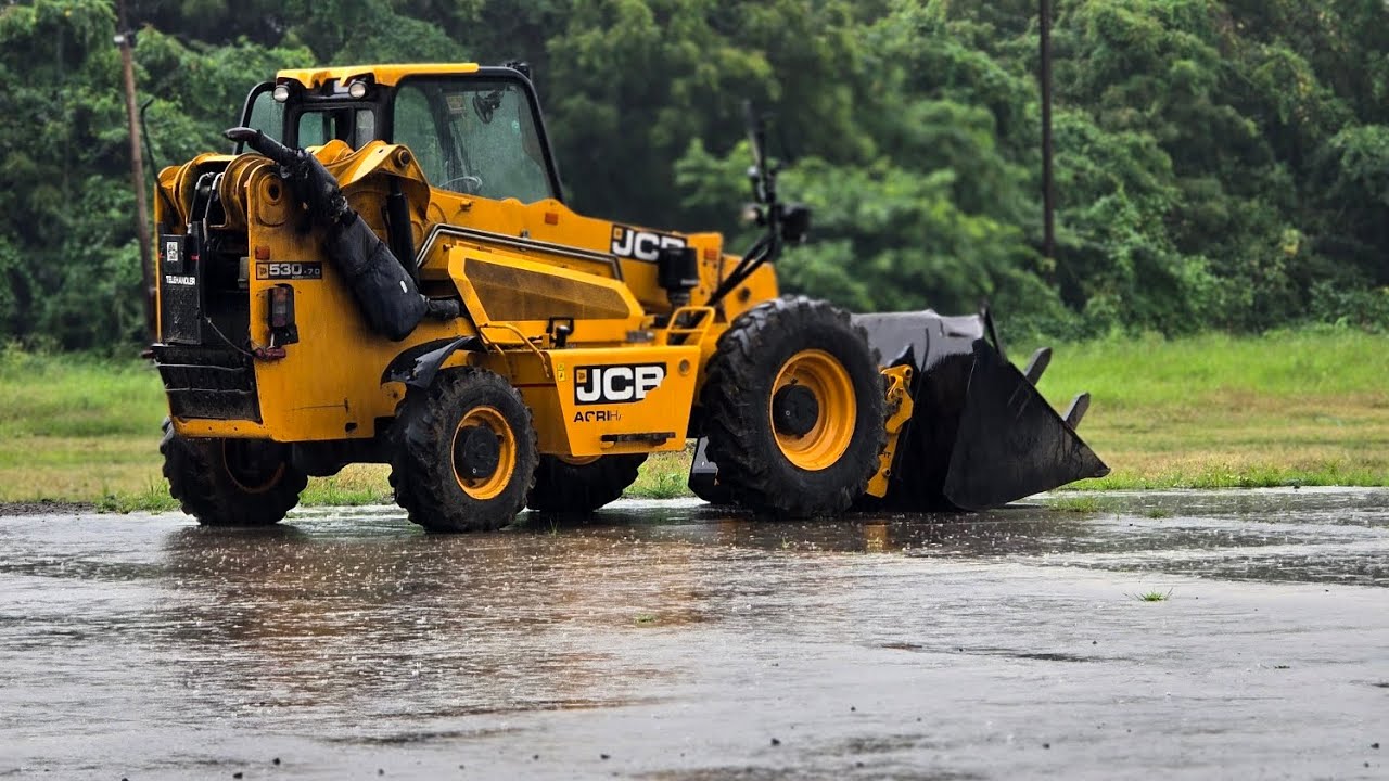 Ajax 2300 | JCB loader | Vdf flooring | Tremix vibrator | Zk ...