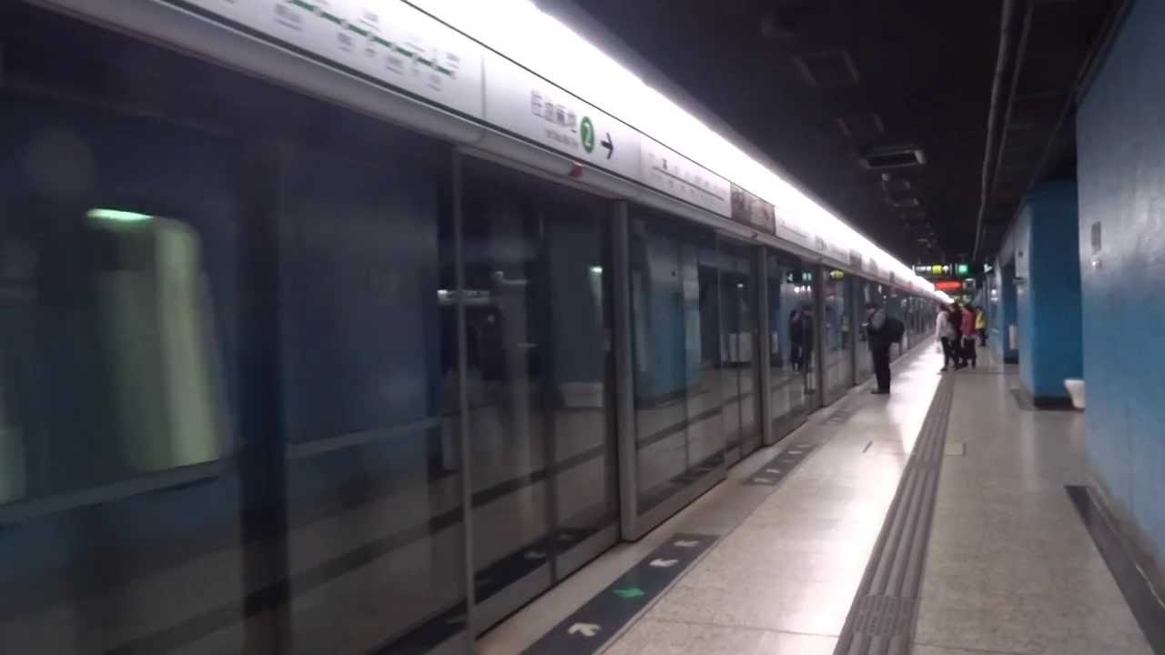 【高清左右派】港鐵 KTL K-Train (A324/A323) 不載客駛經藍田站二台 (經後備隧道) - YouTube