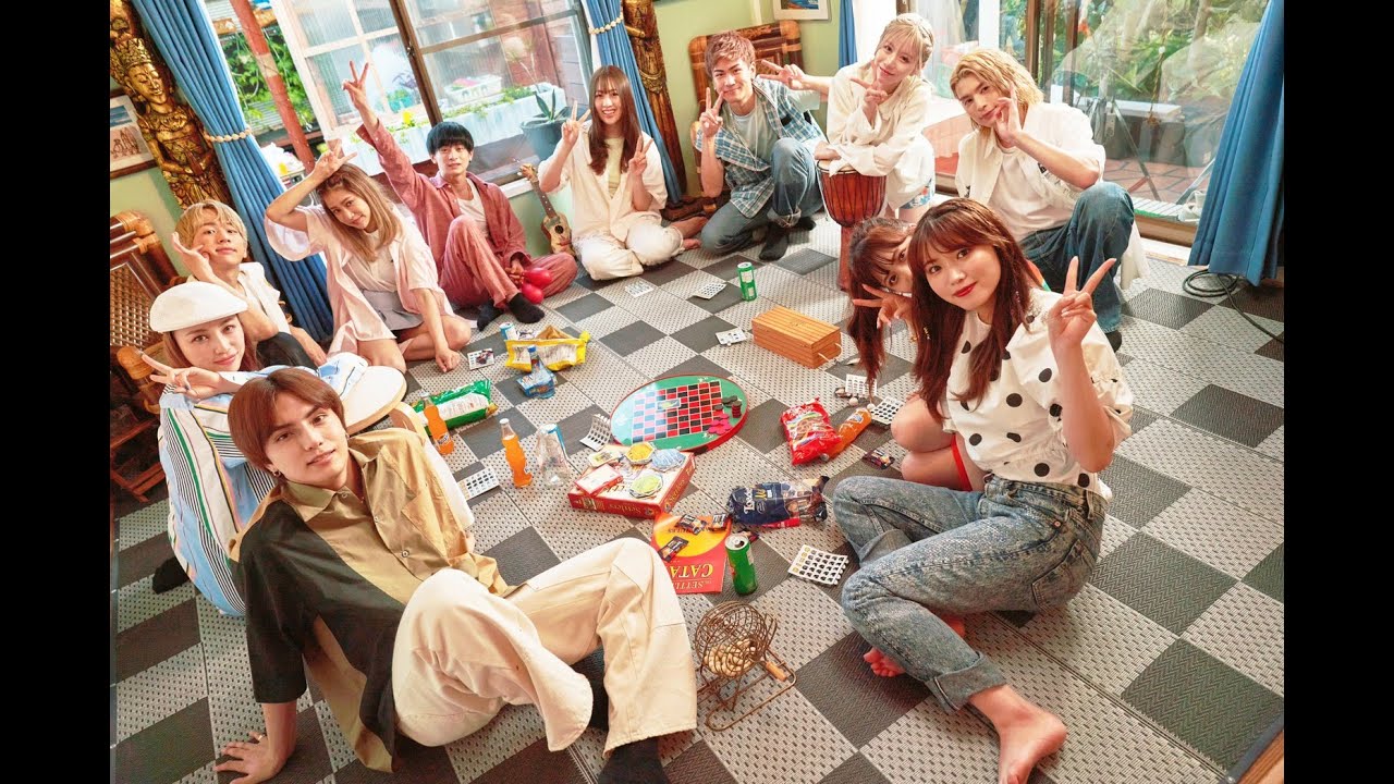 lol-エルオーエル- / 'sun kissed love' official Music Video - YouTube