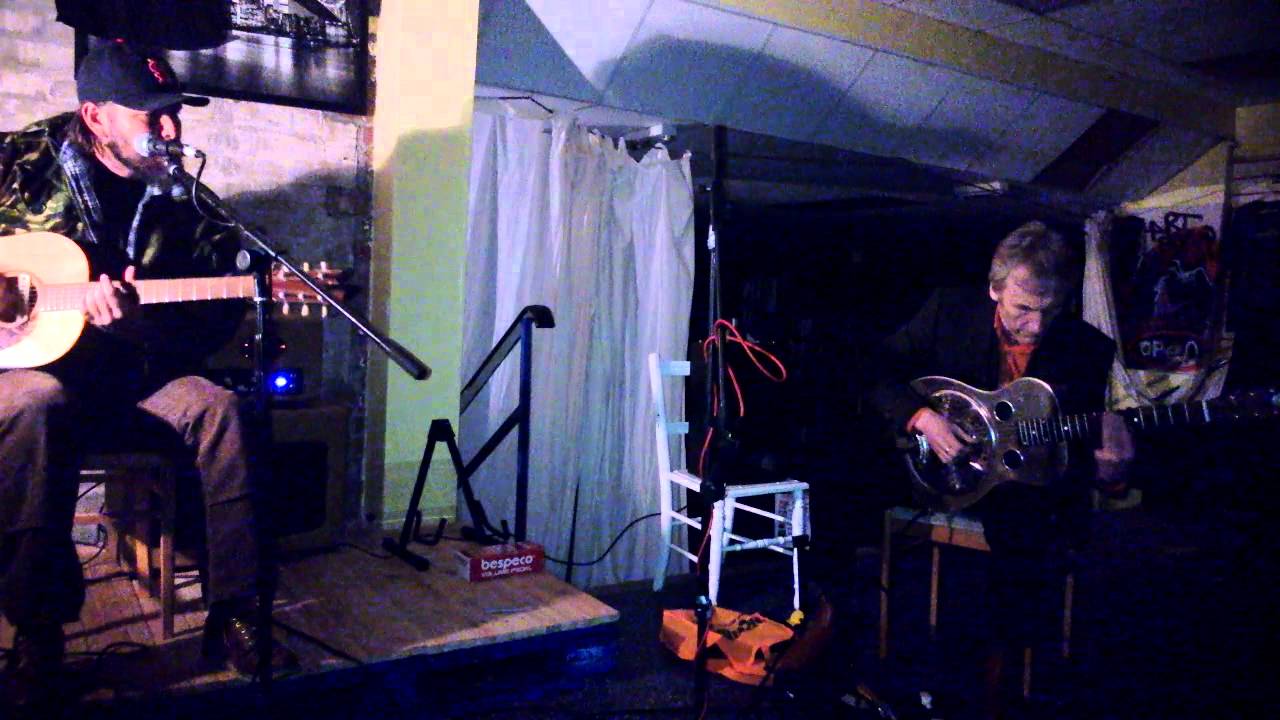 Drew Landry (joined by Les Cowley) for an American Music gumbo - YouTube