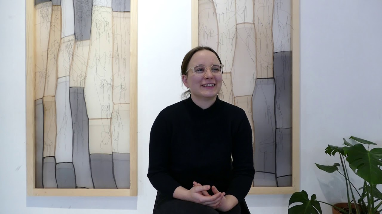 Interview mit Lisa Reiter über das Sammeln - dialectic - YouTube