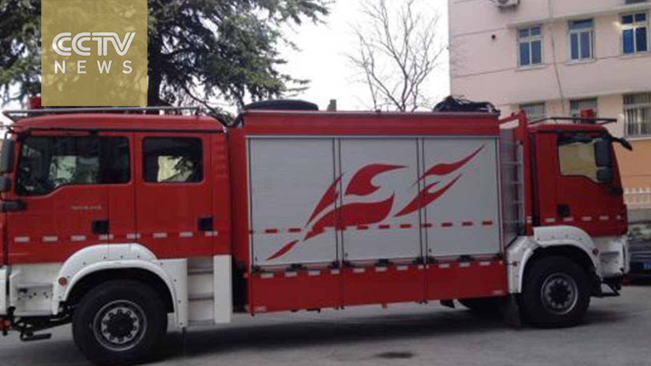 Double-headed fire engine in service in Nanjing - YouTube