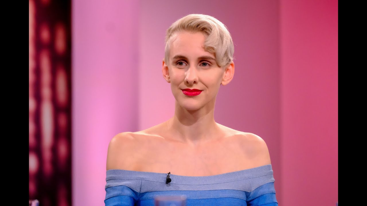 Lisa Eckhart zu Gast bei Barbara Stöckl ( August 2022 ) - YouTube