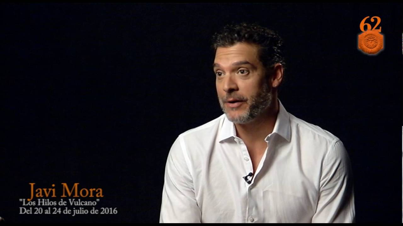 Javi Mora, un tonto galán en 'Los hilos de Vulcano' - YouTube