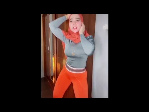 TIKTOK JILBOBS SEXY NONJOL DAN CELANA KETAT
