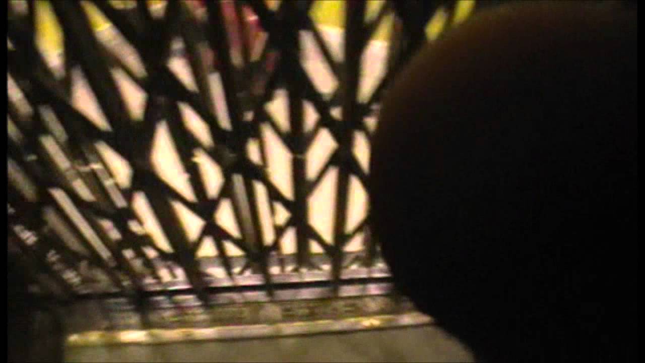 *RARE* Extremely old Express Smith-Major-Stevens gated lift @ Hampshire ...